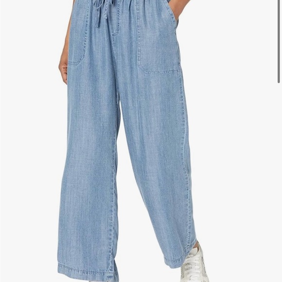 Splendid | Pants & Jumpsuits | Splendid Loose Fit Light Pants | Poshmark